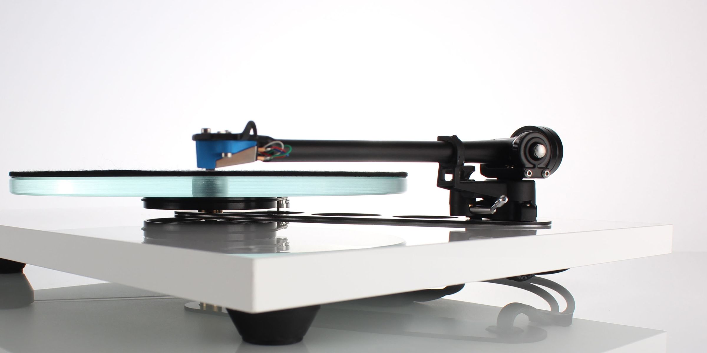 Rega | RB330 Tonearm