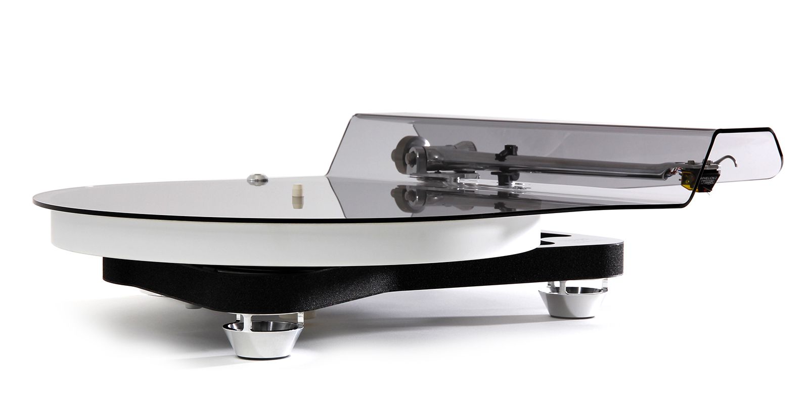 Rega | Naia Turntable - the ultimate Rega turntable
