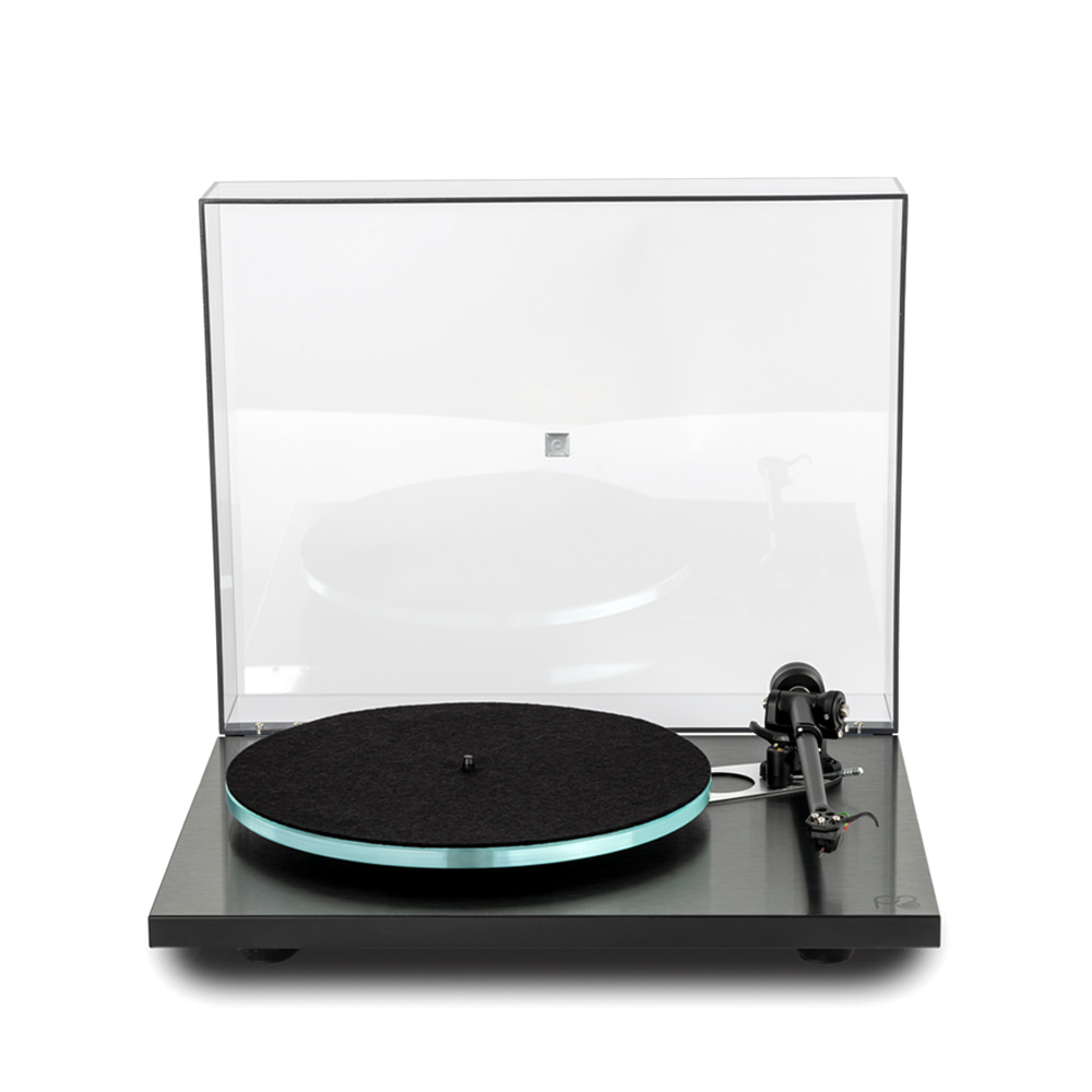 Award-winning Turntables made in England by Rega since 1973.
