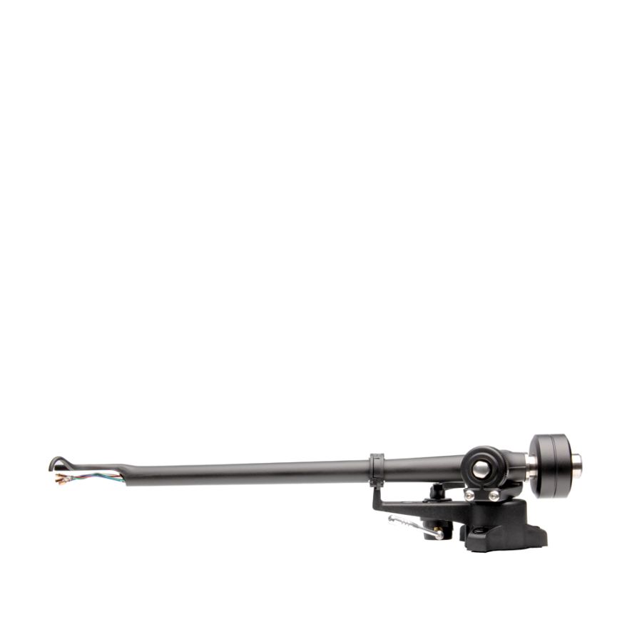 Award-winning Tonearms made in England by Rega